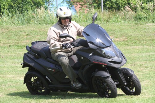 Prova Quadro 4 - Prove - Moto.it