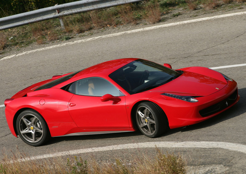 Ferrari 458 Coupé 458 Italia DCT (09/2009 - 06/2015): prezzo e scheda ...