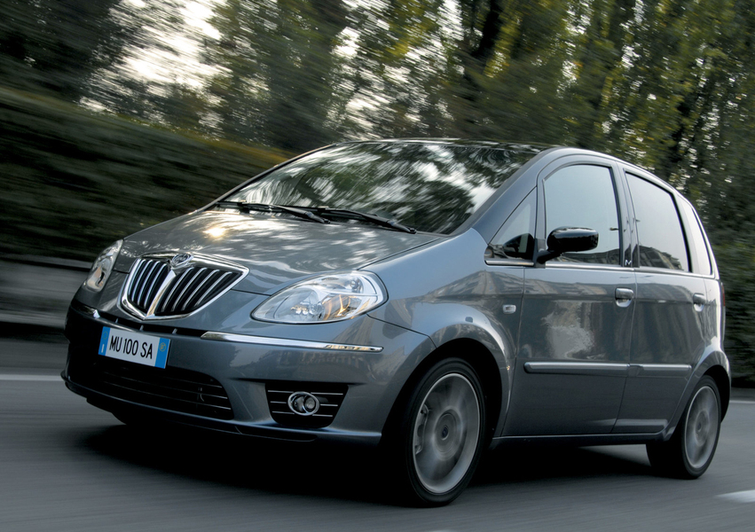 Lancia Musa 1.3 Multijet 16V 90 CV Oro Plus (10/2007 - 02/2011): prezzo ...