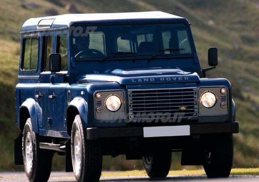 Land Rover Defender 110 2.4 TD4 Station Wagon E (01/2007 - 07/2010 ...