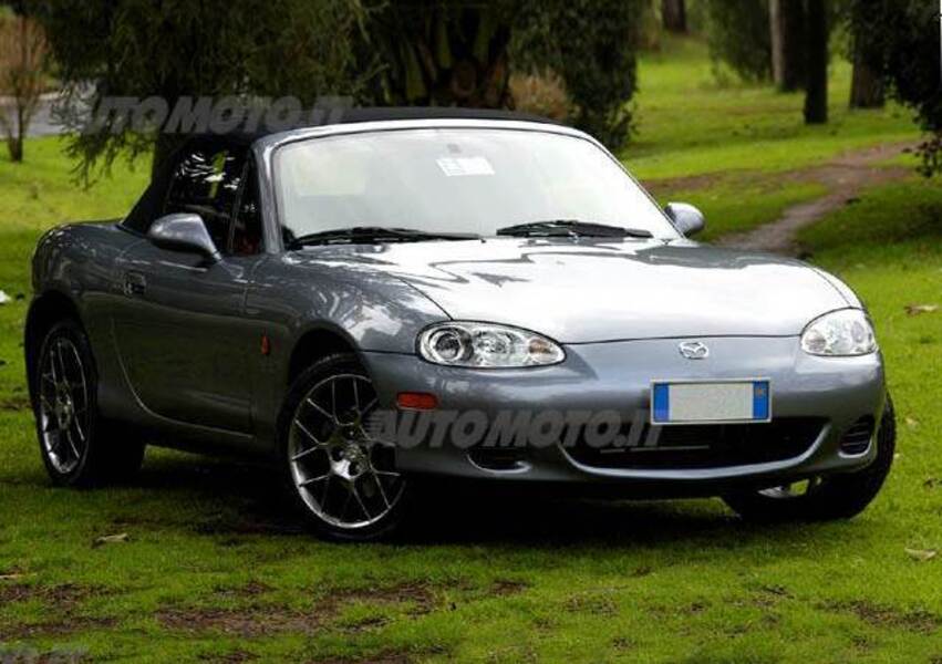 Mazda MX-5 1.8i 16V cat Backstage (03/2004 - 04/2006): prezzo e scheda ...