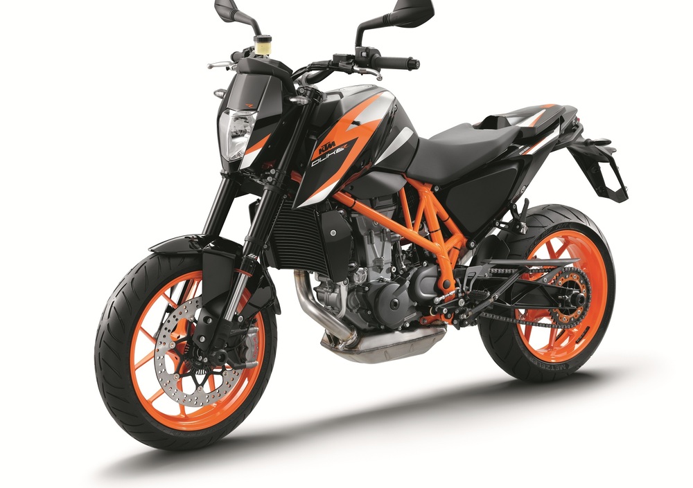KTM 690 Duke R (2016 -17), prezzo e scheda tecnica - Moto.it