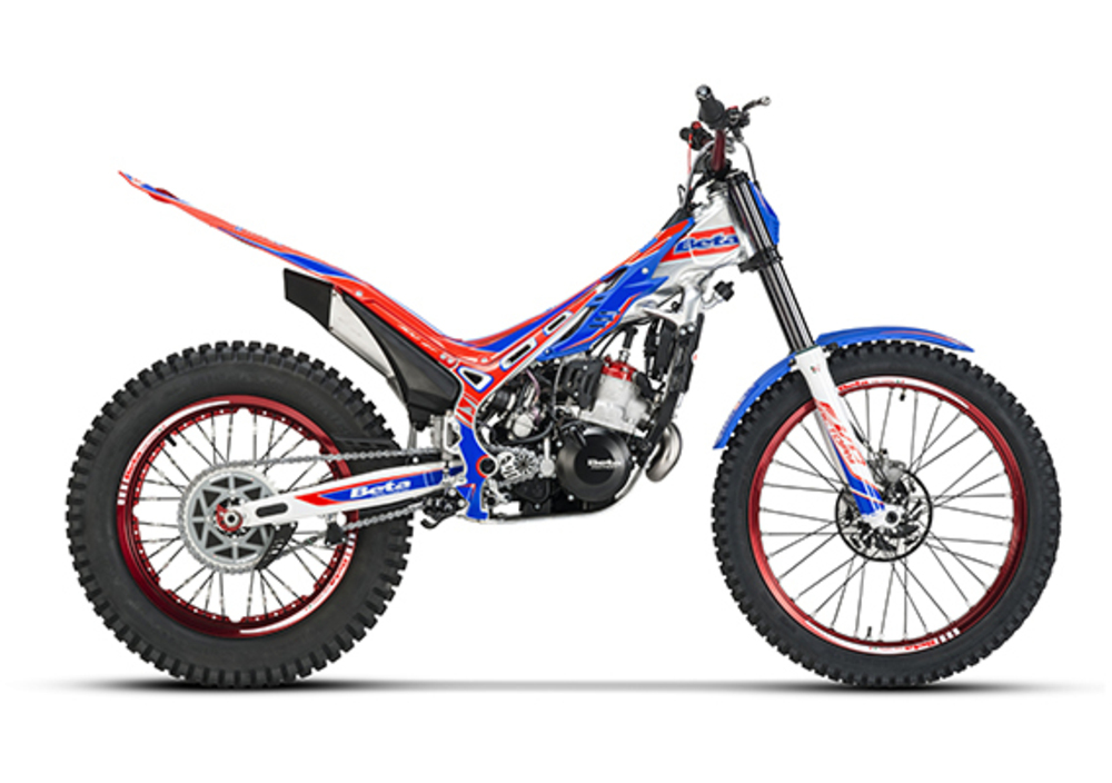 Betamotor Evo 300 2t Factory (2018), prezzo e scheda tecnica - Moto.it