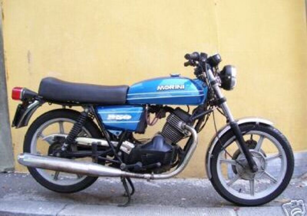 Morini Bicilindrica 250, prezzo e scheda tecnica - Moto.it