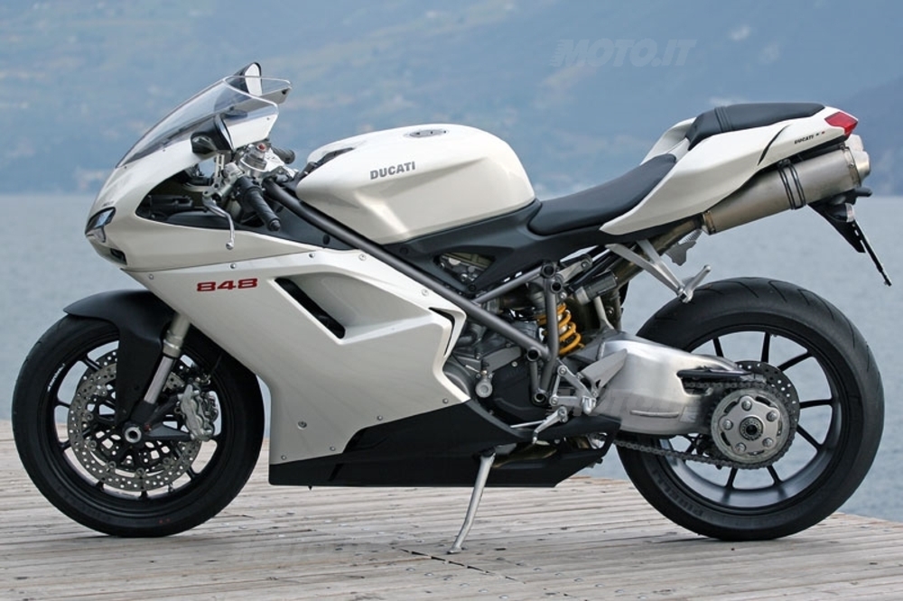 Prova DUCATI 848 - Prove - Moto.it