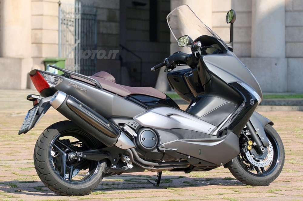 Prova YAMAHA T-Max 500 - Prove - Moto.it