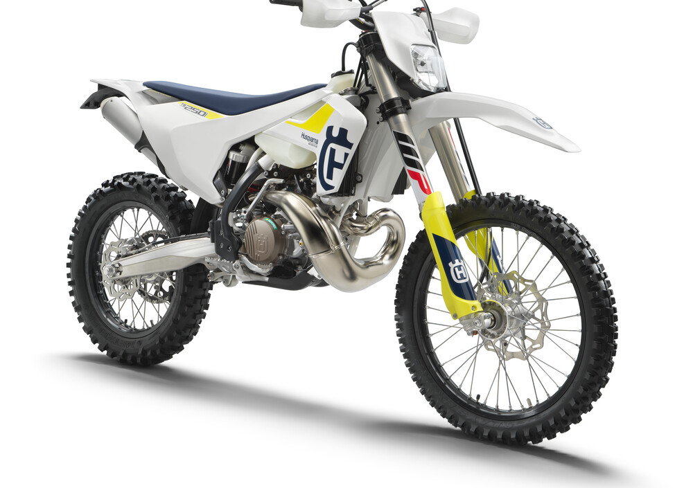 Husqvarna TE 250i (2019), prezzo e scheda tecnica - Moto.it
