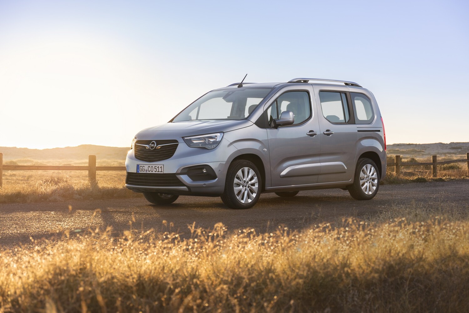 Opel Combo Life: ora disponibile in Italia, ecco i prezzi - News ...