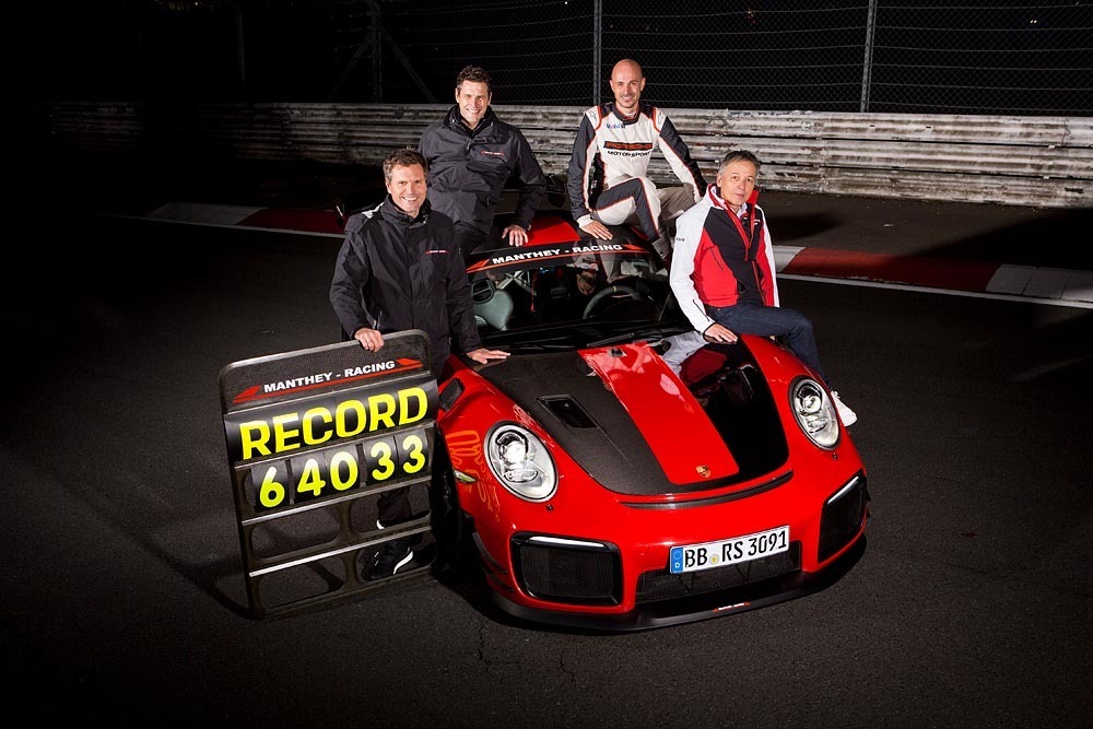 Record al Nurburgring per la Porsche GT2 RS Manthey Racing [Video ...