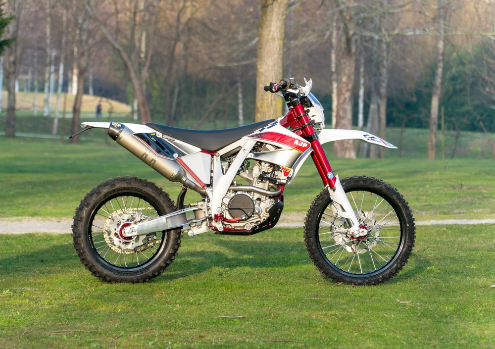 AJP PR5 Extreme 250 (2017 - 19), prezzo e scheda tecnica - Moto.it