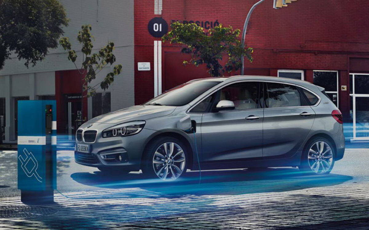 Promozione BMW Serie 2 Plug-in Hybrid - Automoto.it