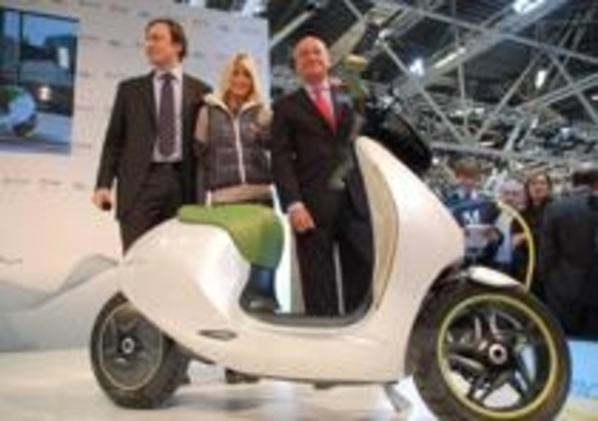 Smart e-scooter al MotorShow di Bologna - News - Moto.it