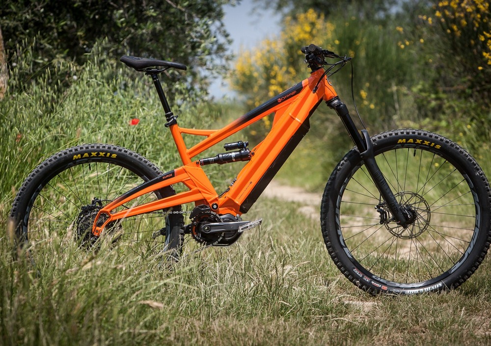 Novità eBike. Orange Bikes, in arrivo la nuova eMTB Surge - Moto.it