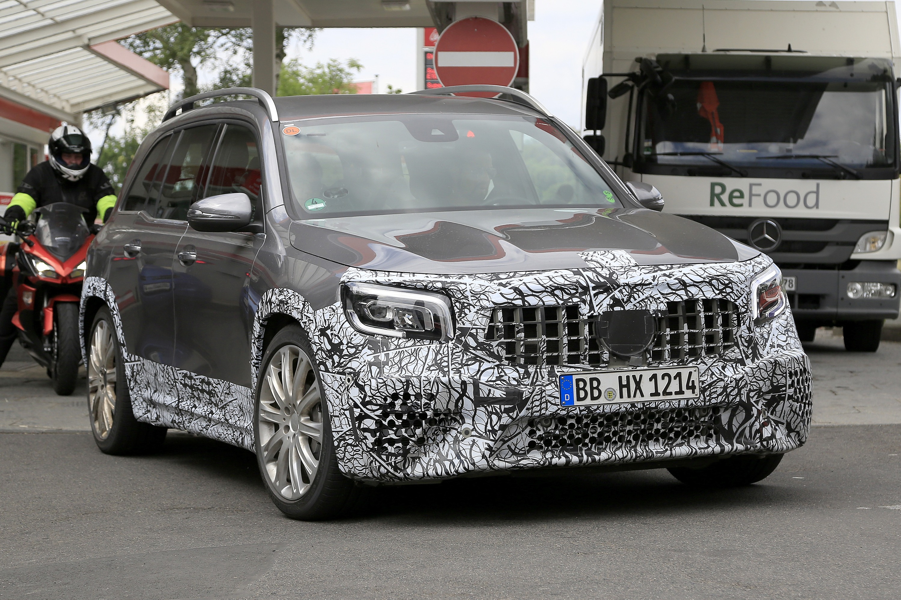 Mercedes-AMG GLB 45, le foto spia - News - Automoto.it