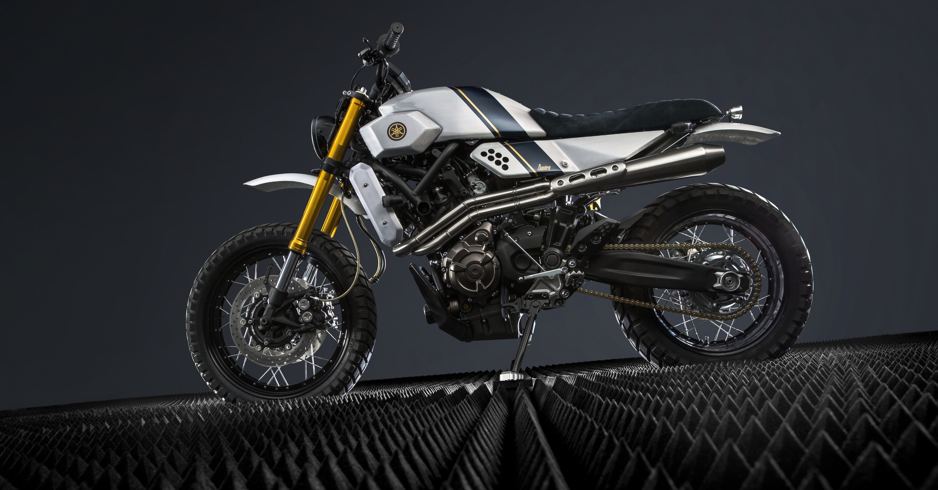 Yamaha XSR 700 by Bunker Custom - News - Moto.it