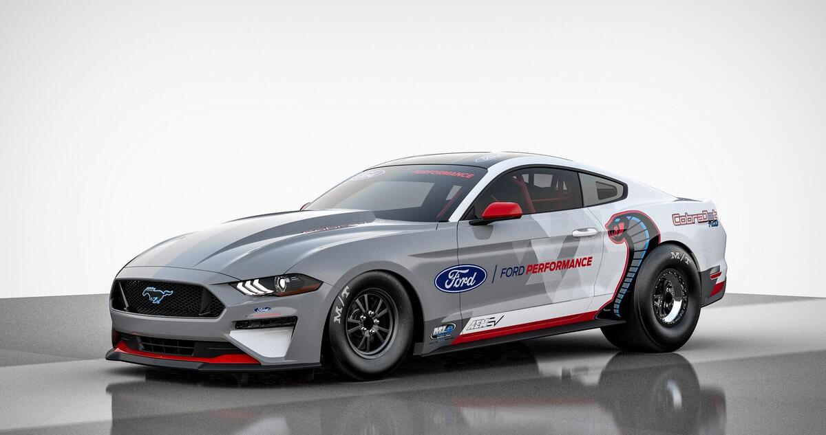 La prima Ford Mustang elettrica è un Dragster da 1.400 CV e 1/4 di ...