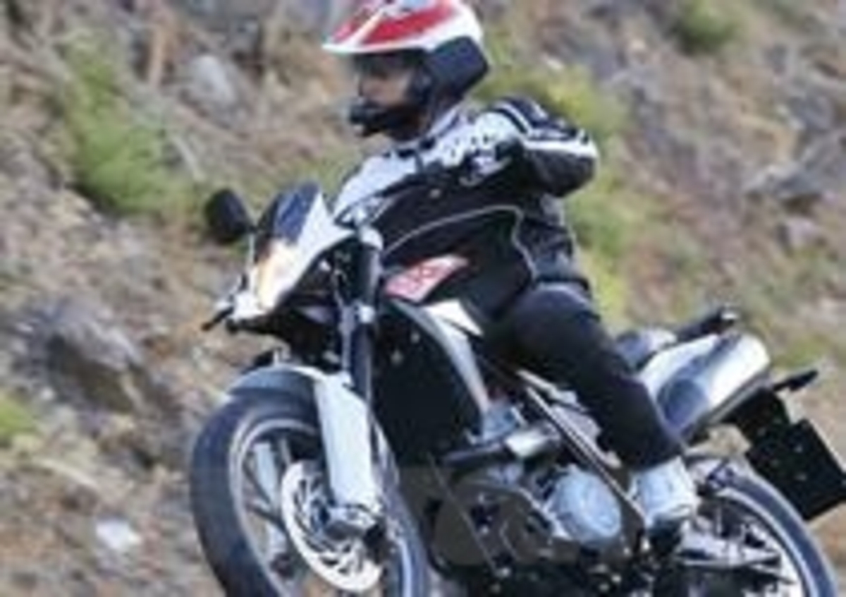 Prova Husqvarna TR 650 Strada e Terra - Prove - Moto.it