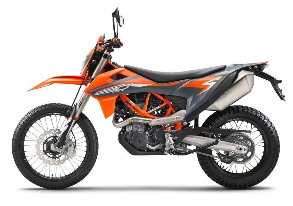 KTM 690 Enduro R (2021), prezzo e scheda tecnica - Moto.it