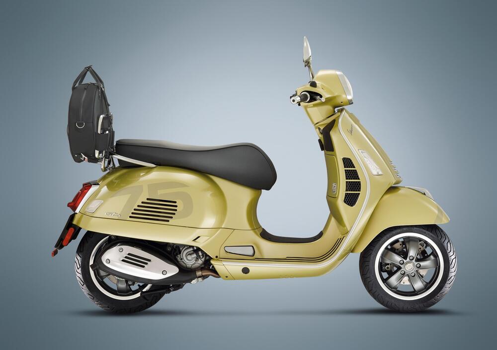Vespa Gts 300 Supertech Hpe 75th 2021 Prezzo E Scheda Tecnica Moto It