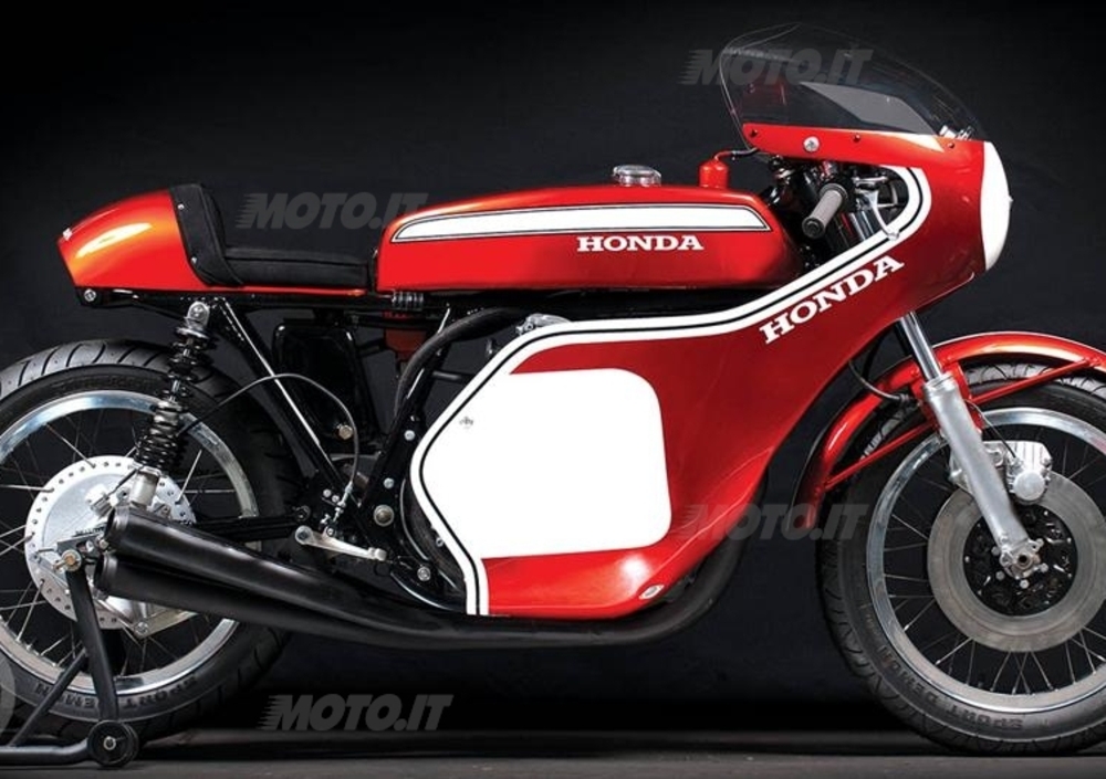 Honda CR750 Replica dalla TT Motorcycles - News - Moto.it