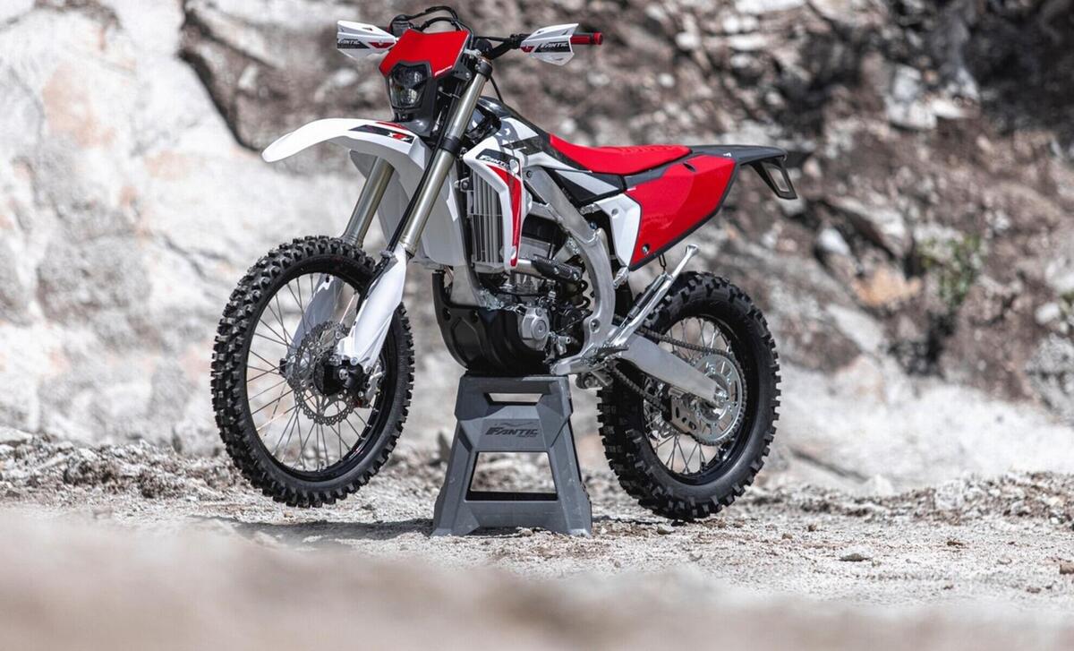 Fantic Motor XEF 450 Enduro (2022), prezzo e scheda tecnica - Moto.it