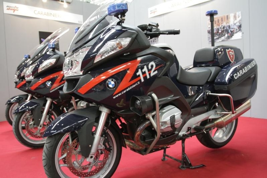Carabinieri motociclisti. Tutto sulle loro moto e sulla formazione ...