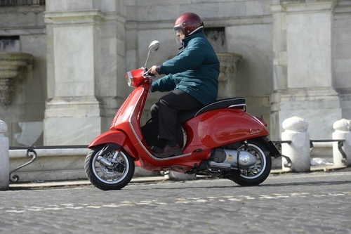 Prova Vespa Sprint 125 - Prove - Moto.it