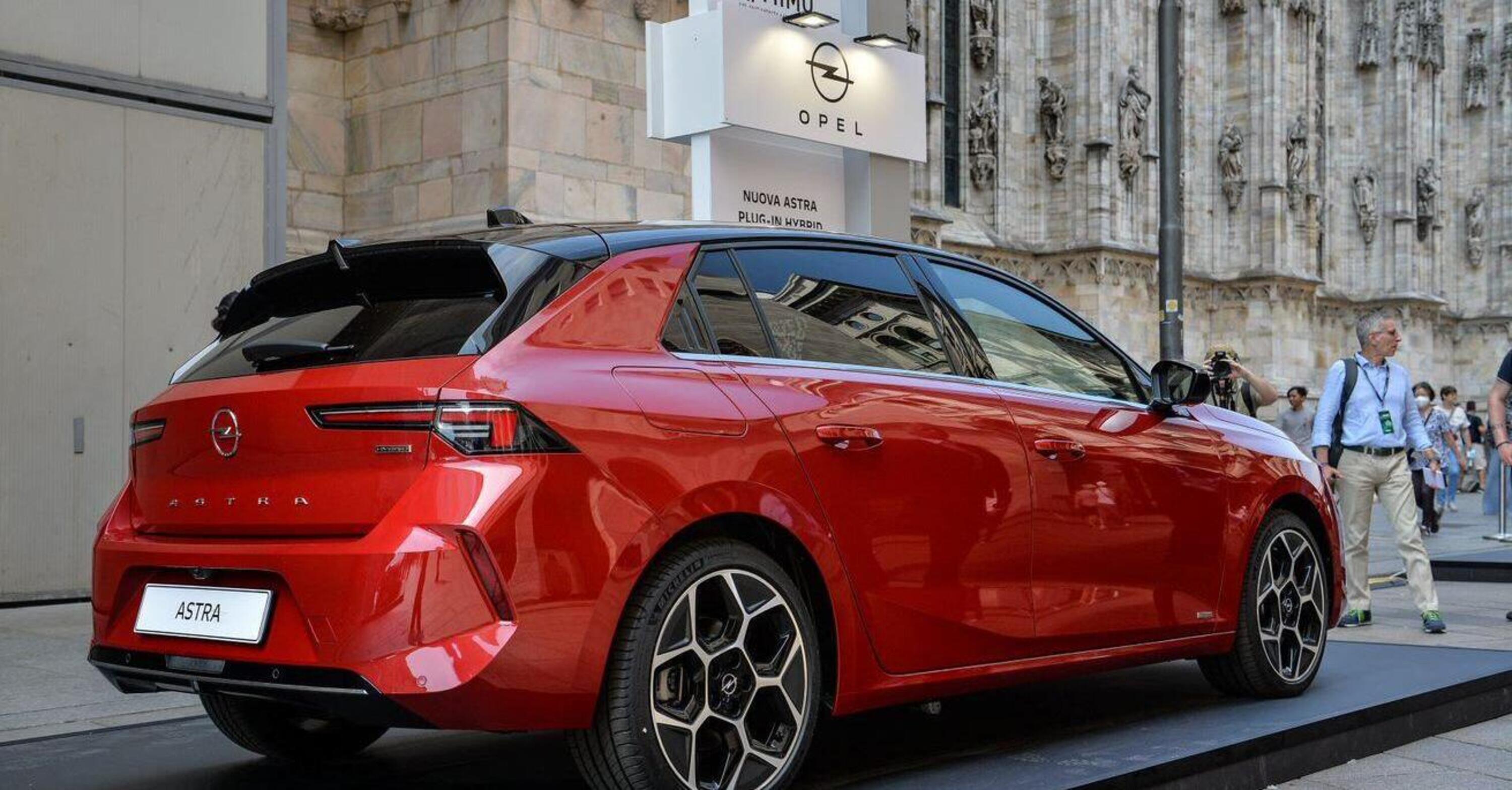 Stellantis a Mi.Mo. 2022: il marchio Opel con nuova Astra PHEV - News ...