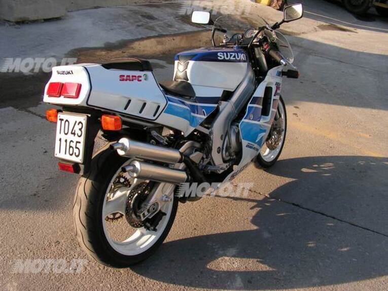 Le Belle e possibili di Moto.it: Suzuki RGV 250 - News - Moto.it