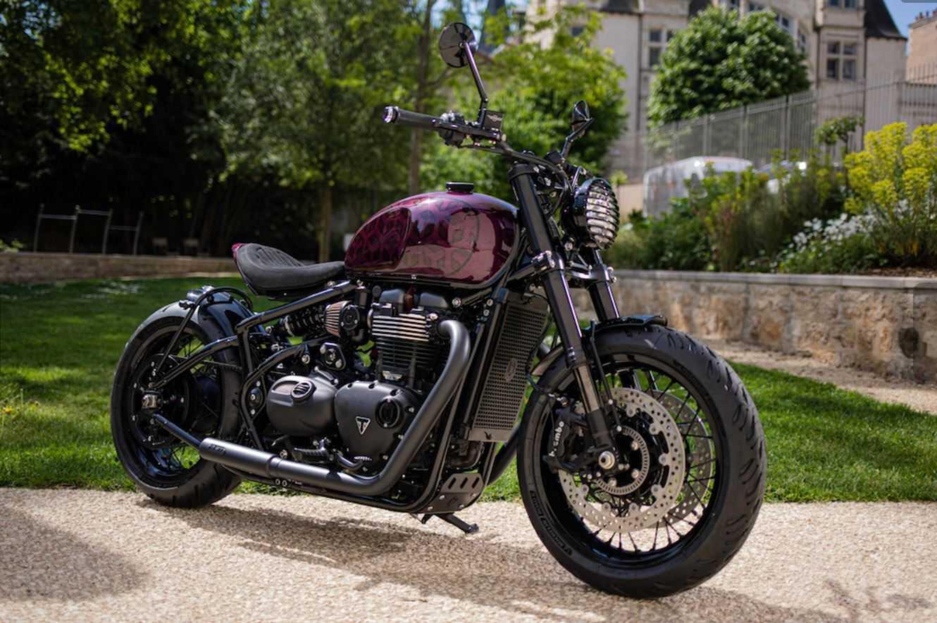 La Triumph Graphic Bobber, interpretata da FCR Original, diventa ...