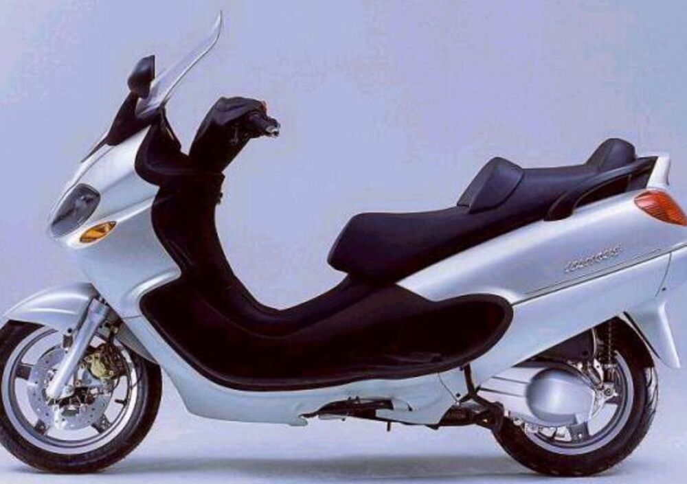 Piaggio X9 250 (2000 - 01), prezzo e scheda tecnica - Moto.it