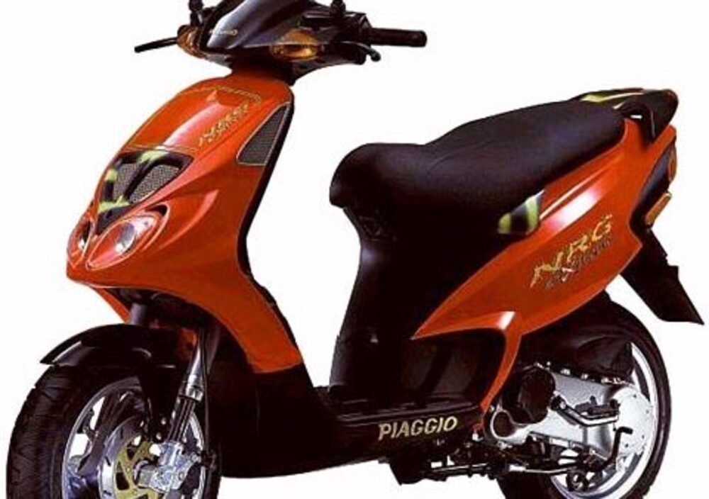 Piaggio NRG 50 Extreme DT Aria Cat, prezzo e scheda tecnica - Moto.it