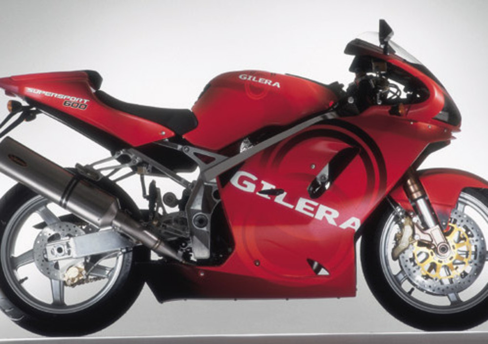 Gilera Super Sport 600, prezzo e scheda tecnica - Moto.it
