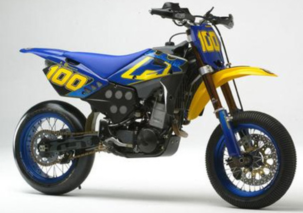 Husqvarna SMR 630 (2005), prezzo e scheda tecnica - Moto.it