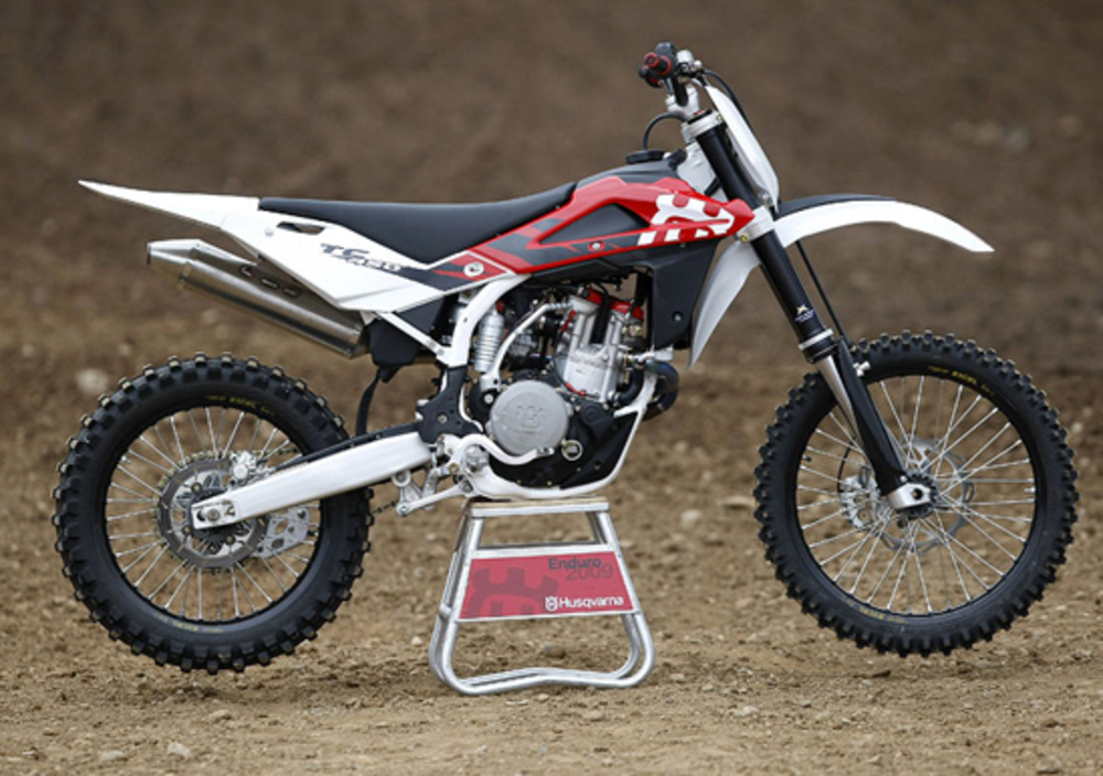 Husqvarna TC 450 (2009), prezzo e scheda tecnica - Moto.it