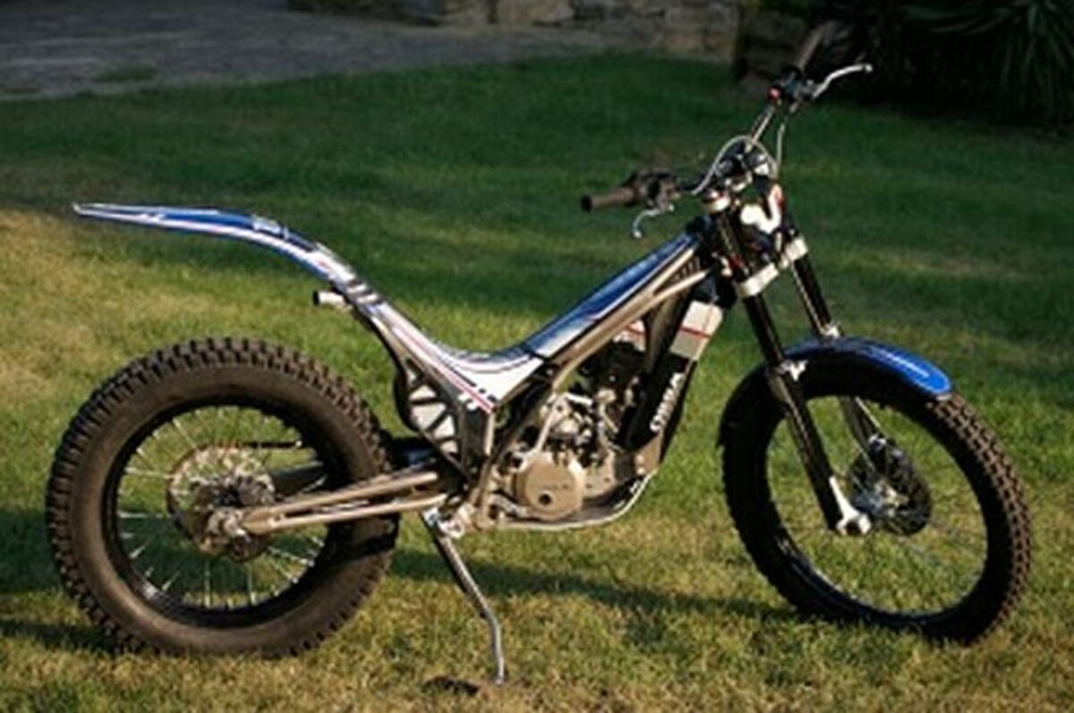 Ossa TR 280I Six Days (2011 - 12), prezzo e scheda tecnica - Moto.it