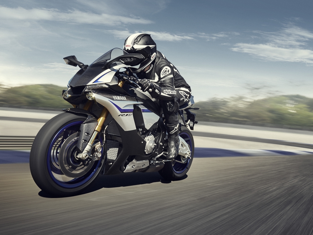 Yamaha YZF-R1M, M1 MotoGP addicted - News - Moto.it