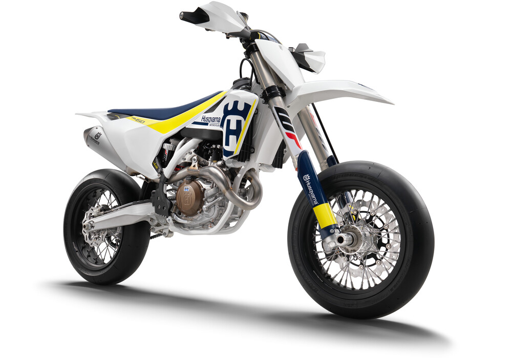 Husqvarna FS 450 (2017), prezzo e scheda tecnica - Moto.it