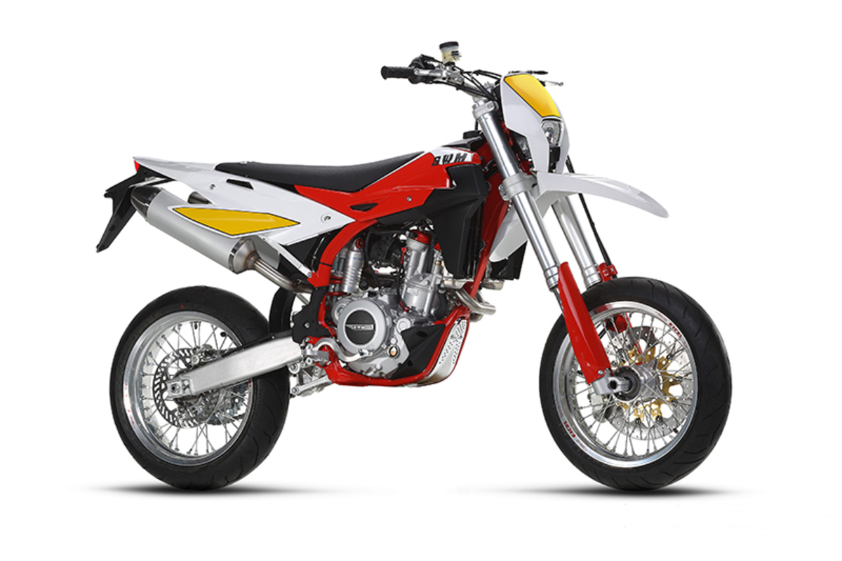 Swm SM 500 R (2015 - 16), prezzo e scheda tecnica - Moto.it