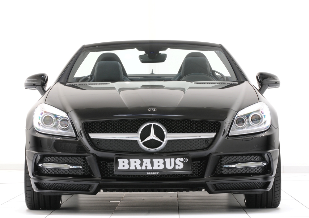 Mercedes SLK: il “tuning program” di Brabus - News - Automoto.it