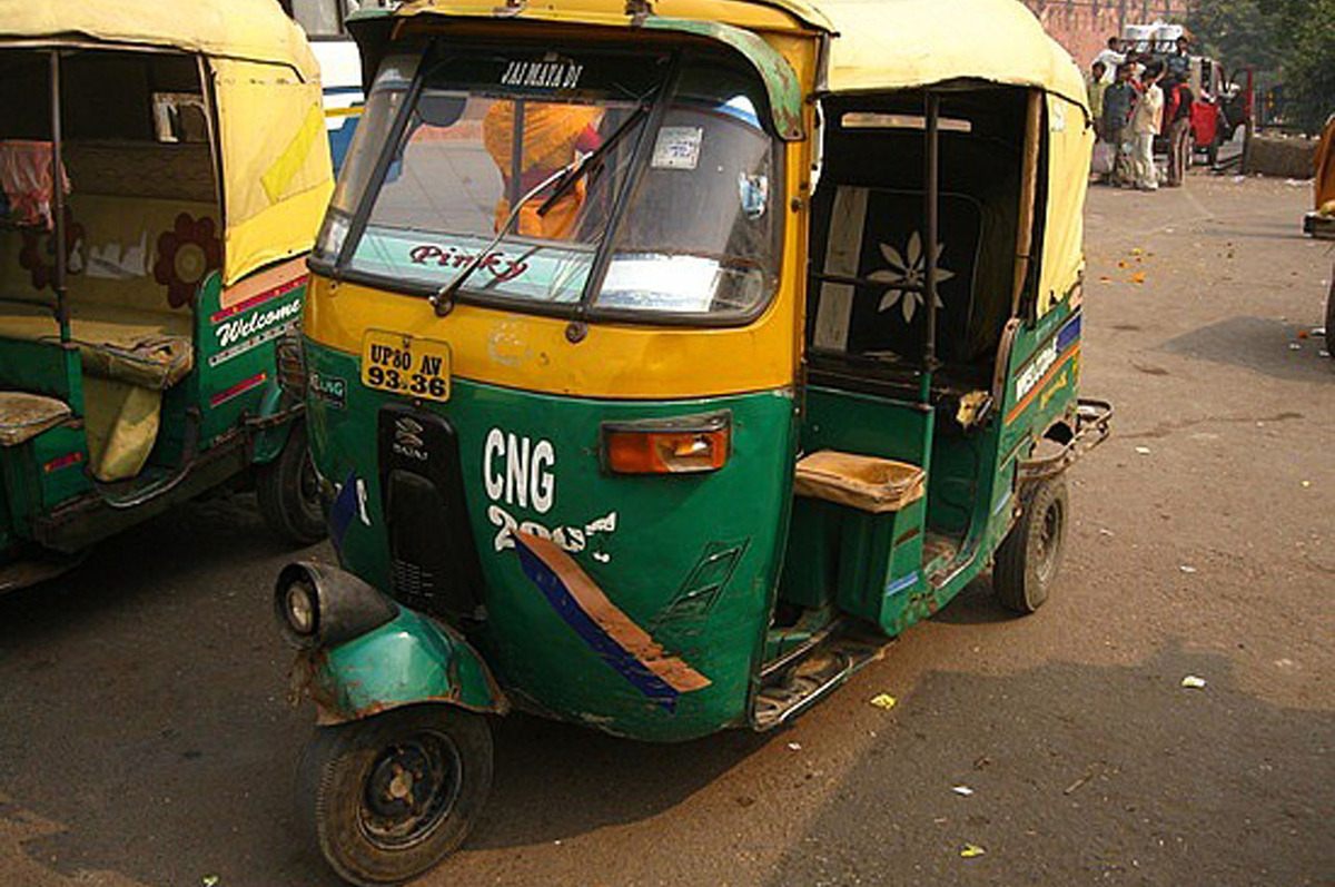 Salone di New Dheli: presentato il Tuc Tuc a idrogeno - Eco - Automoto.it