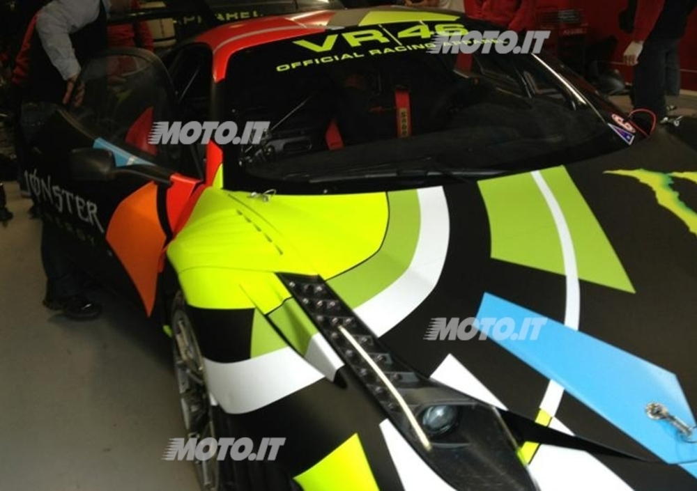 Valentino Rossi: svelata la Ferrari 458 del Blancpain Series 2012 ...