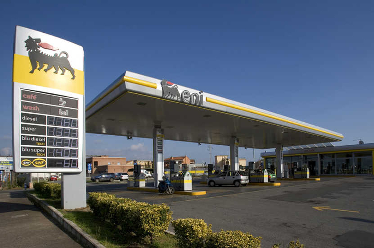 Eni: 20 cent di sconto sui carburanti durante il weekend - News ...