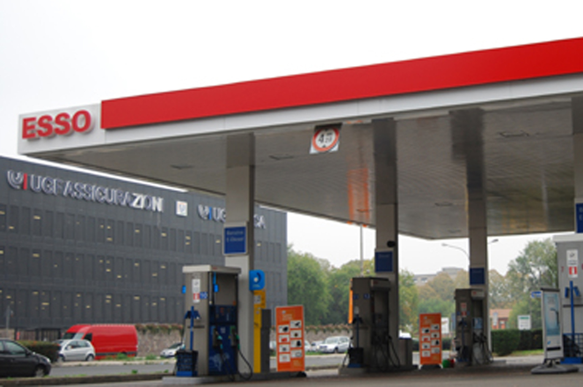 Esso: 21 centesimi di sconto dal 29 giugno al 2 luglio - News - Automoto.it