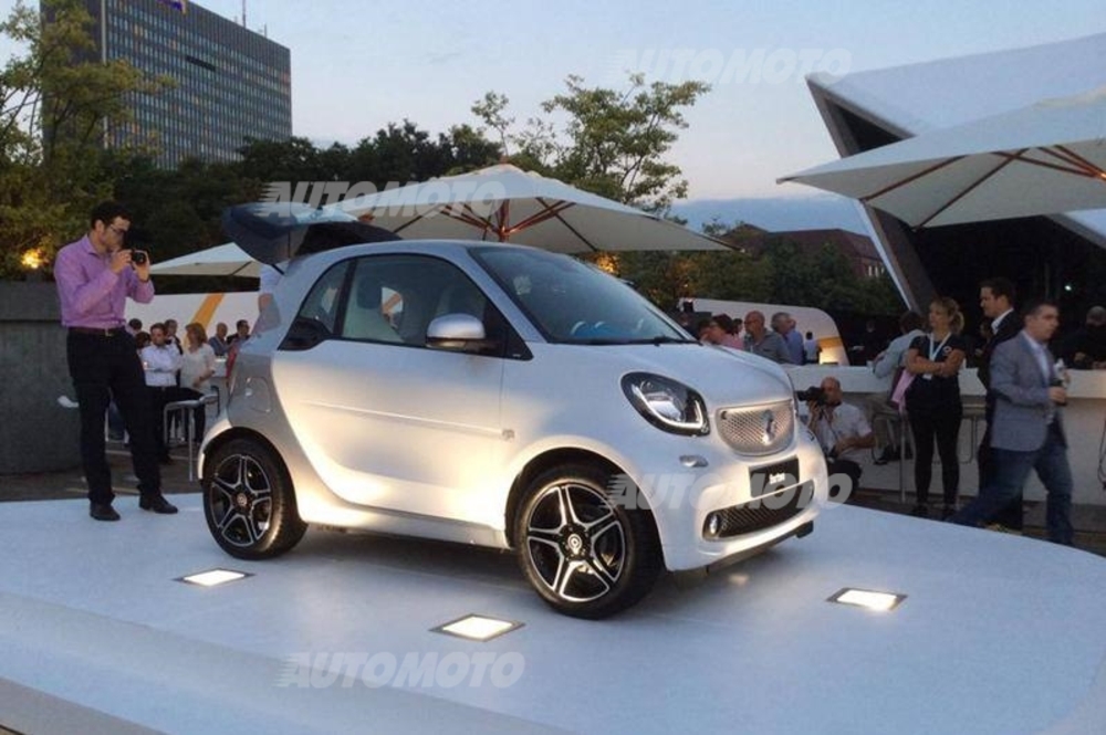 Nuova smart fortwo - Saloni - Automoto.it